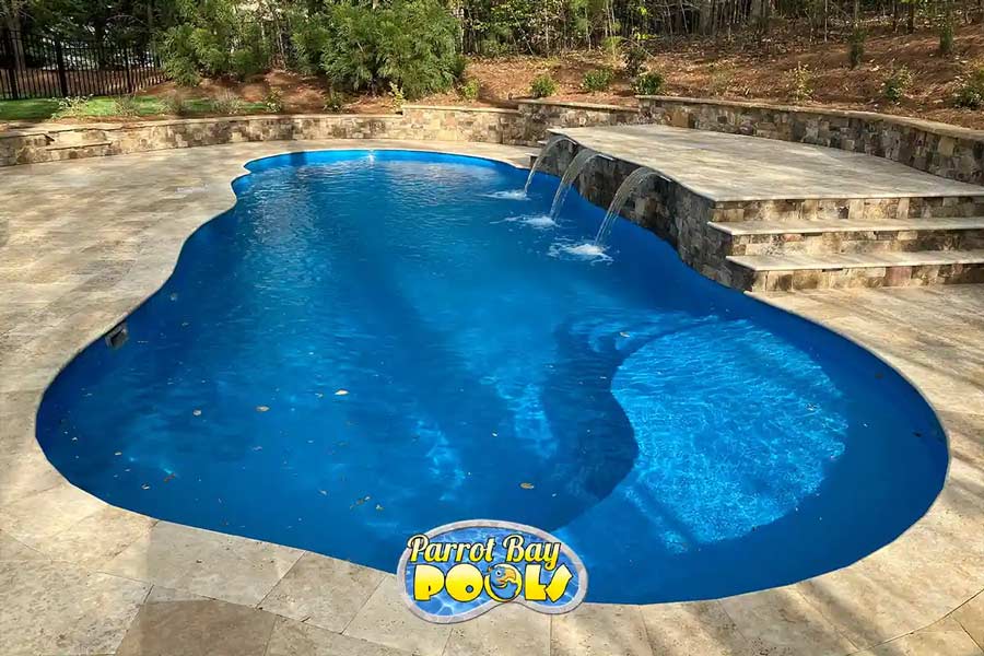 Tanning Ledges in Fiberglass Pools | Parrot Bay Pools